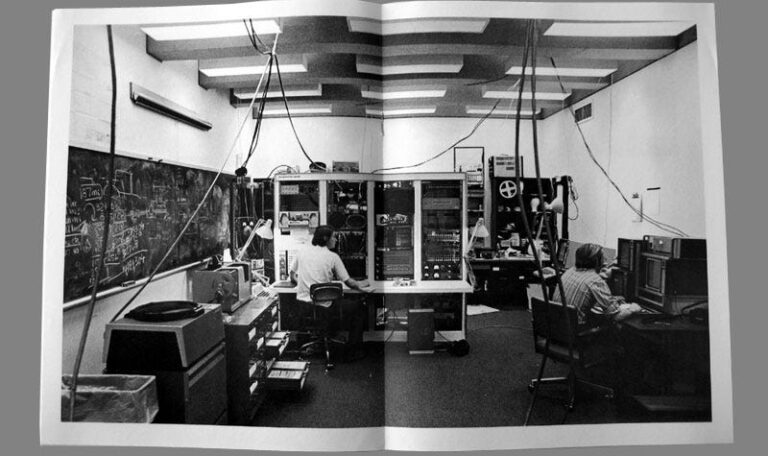 Nicholas Negroponte – ADC Hall of Fame – Creative Hall of Fame